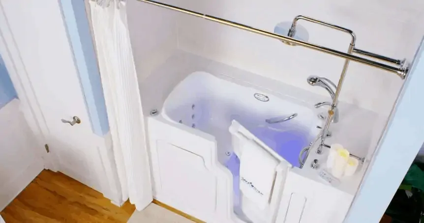 Benefits of Walk-In Bath Tub | Owning a Walk-In Tub | Safe Step Blog