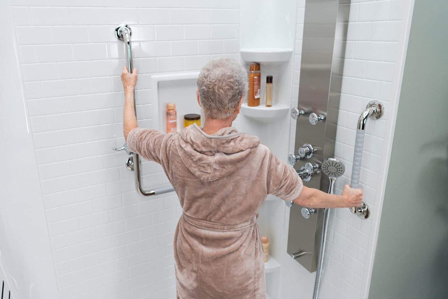Walk-In Showers | Modern Designs & Safe Options for Seniors