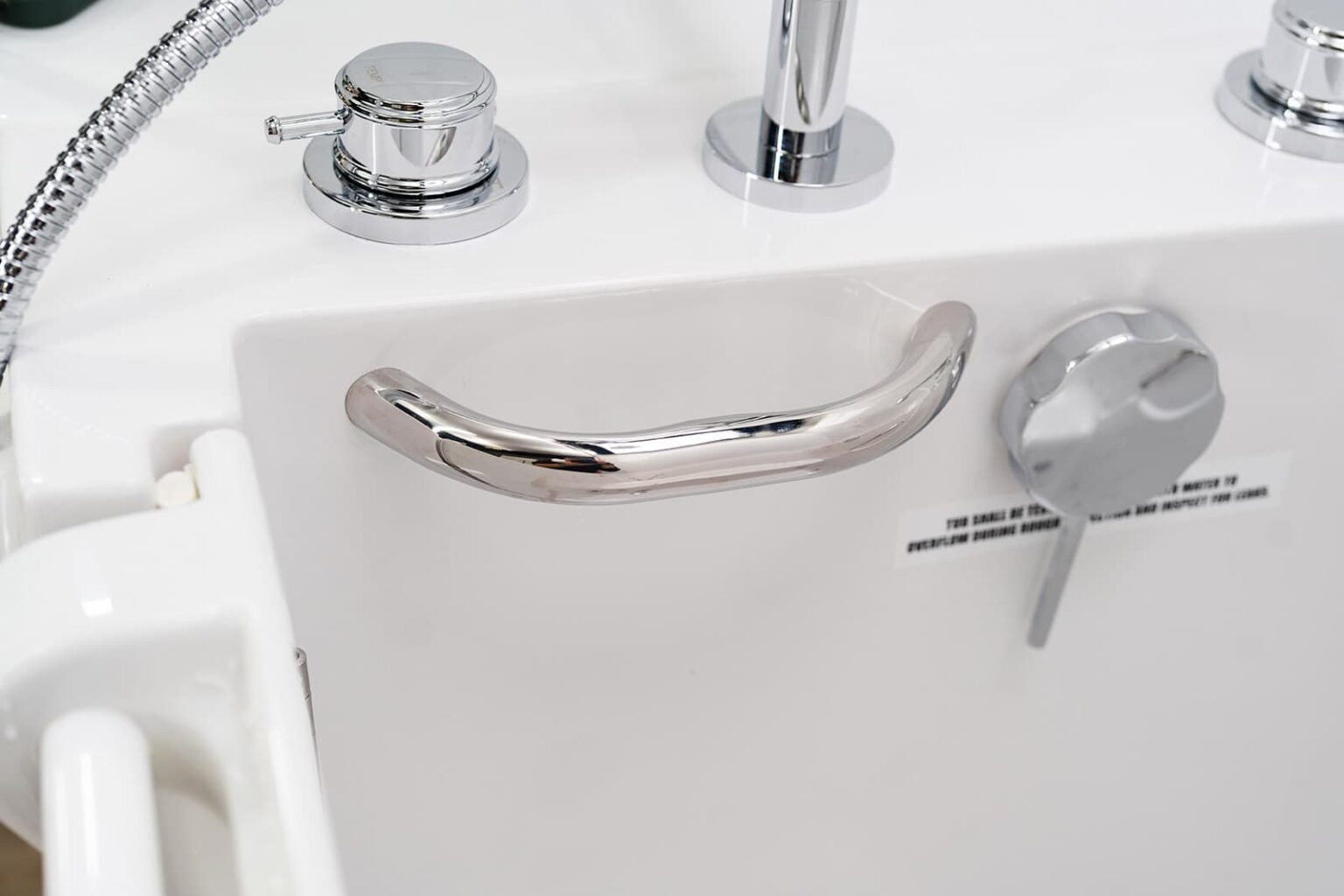Built-In Grab Bars | Bathtub Safety Bars | Safe Step