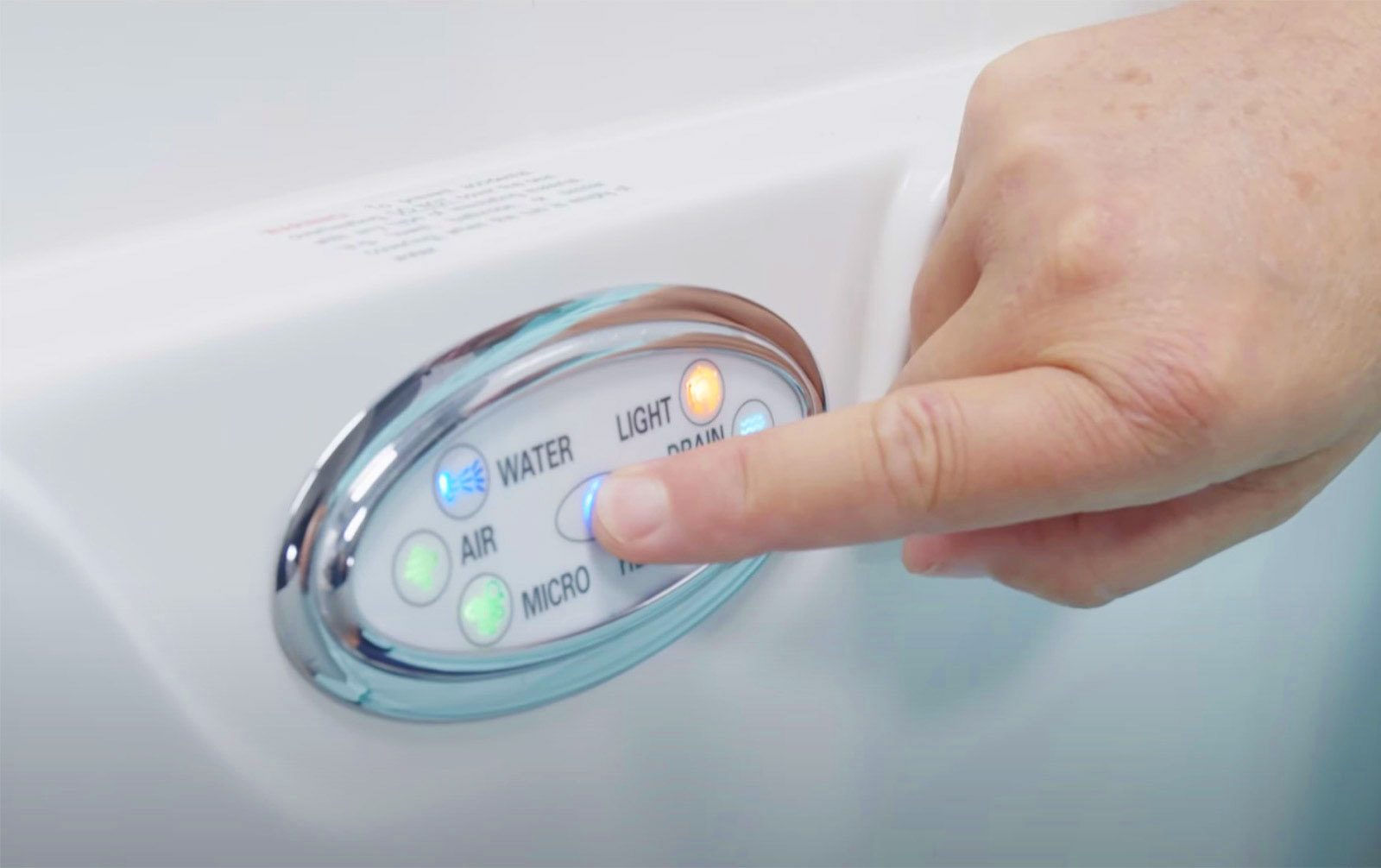 How Walk-In Tubs Can Improve Your Mobility | Safe Step Blog