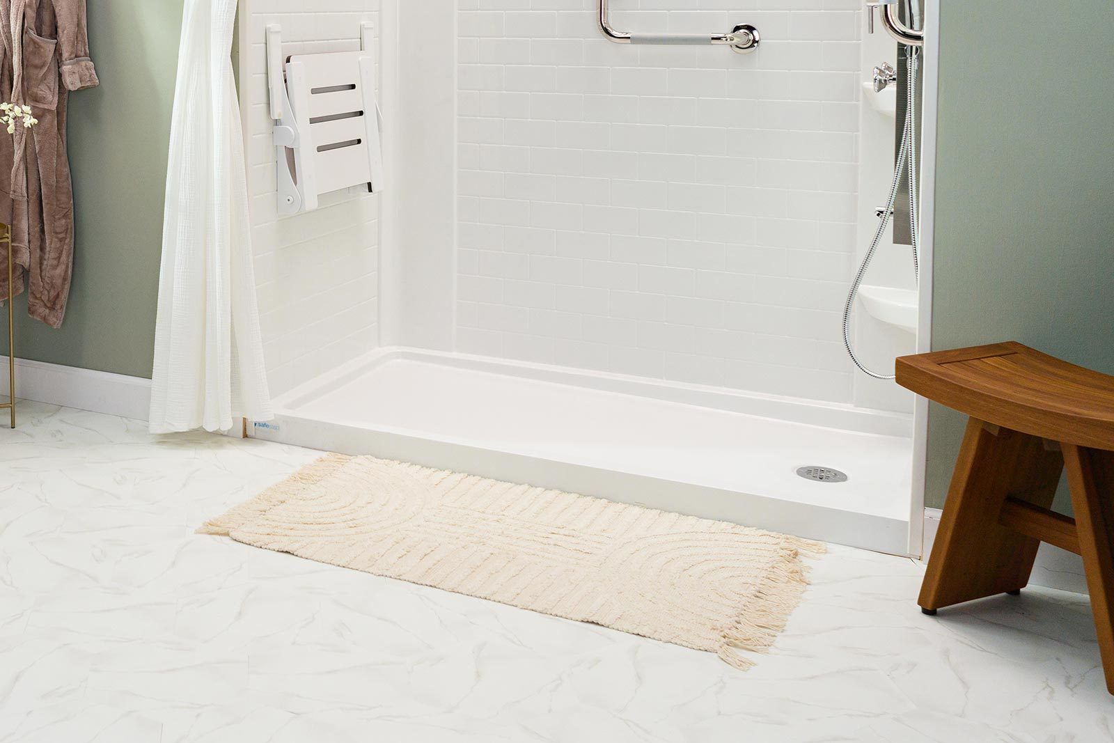 Walk-In Showers | Modern Designs & Safe Options for Seniors