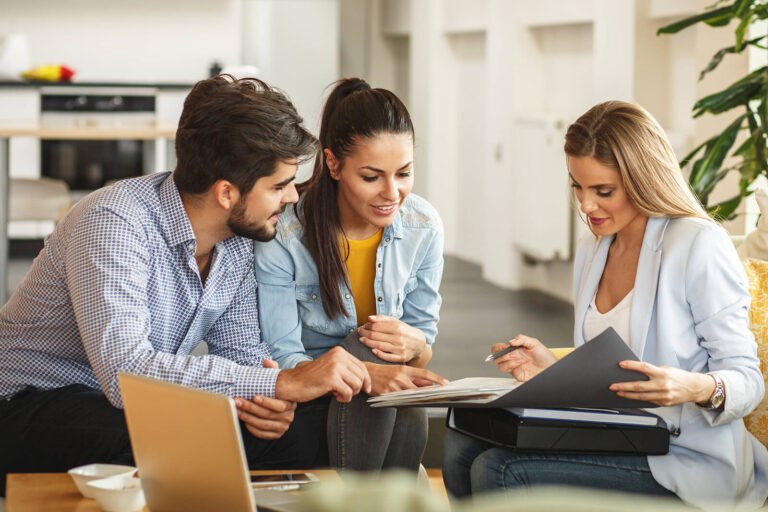 Walk-In Shower Cost Guide | Pricing Considerations | Safe Step